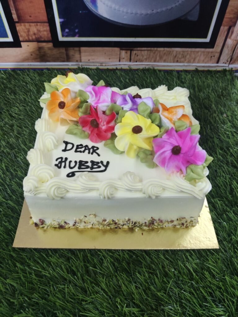 Floral Pista Cake – Best Quality Cakes In Noida